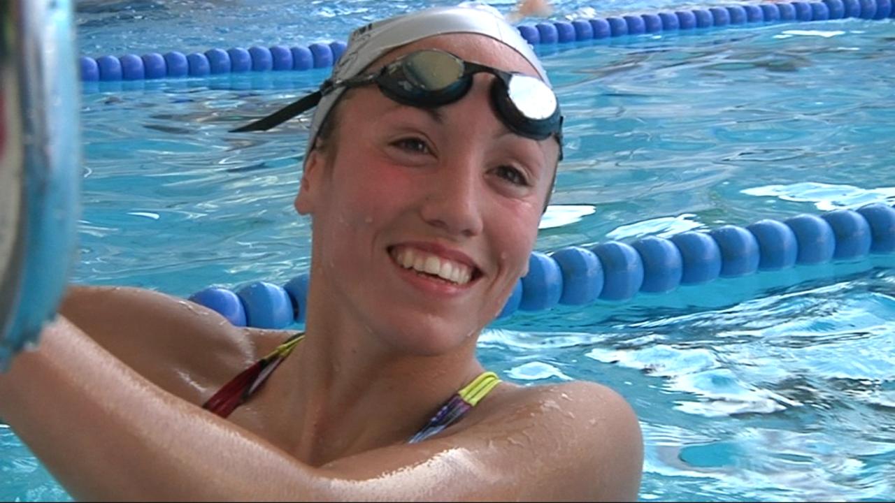 Jèssica Vall, nadadora y ganadora del Premio a la Mujer Deportista ...