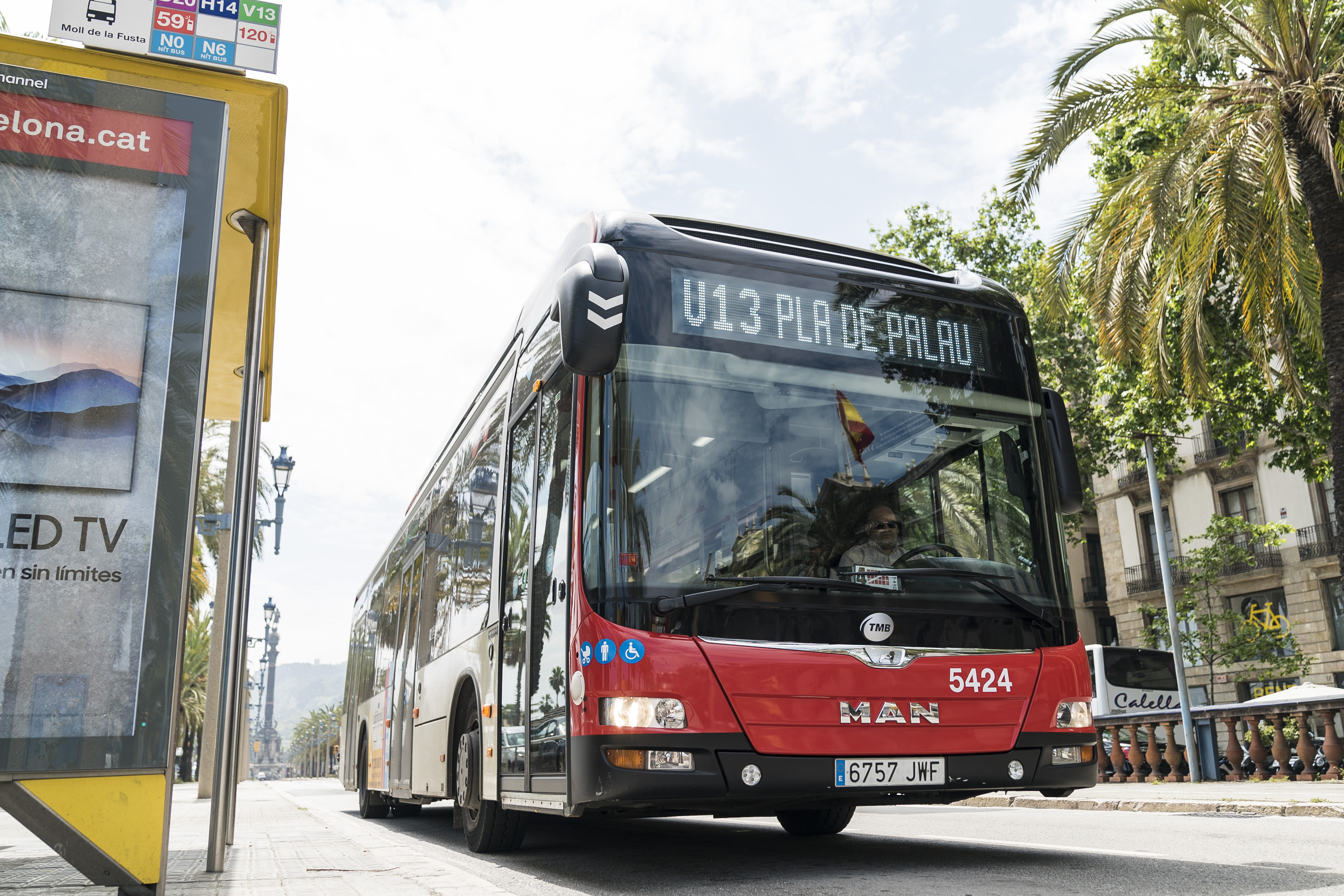 La nueva red de bus se completa con el V1 | Superilles