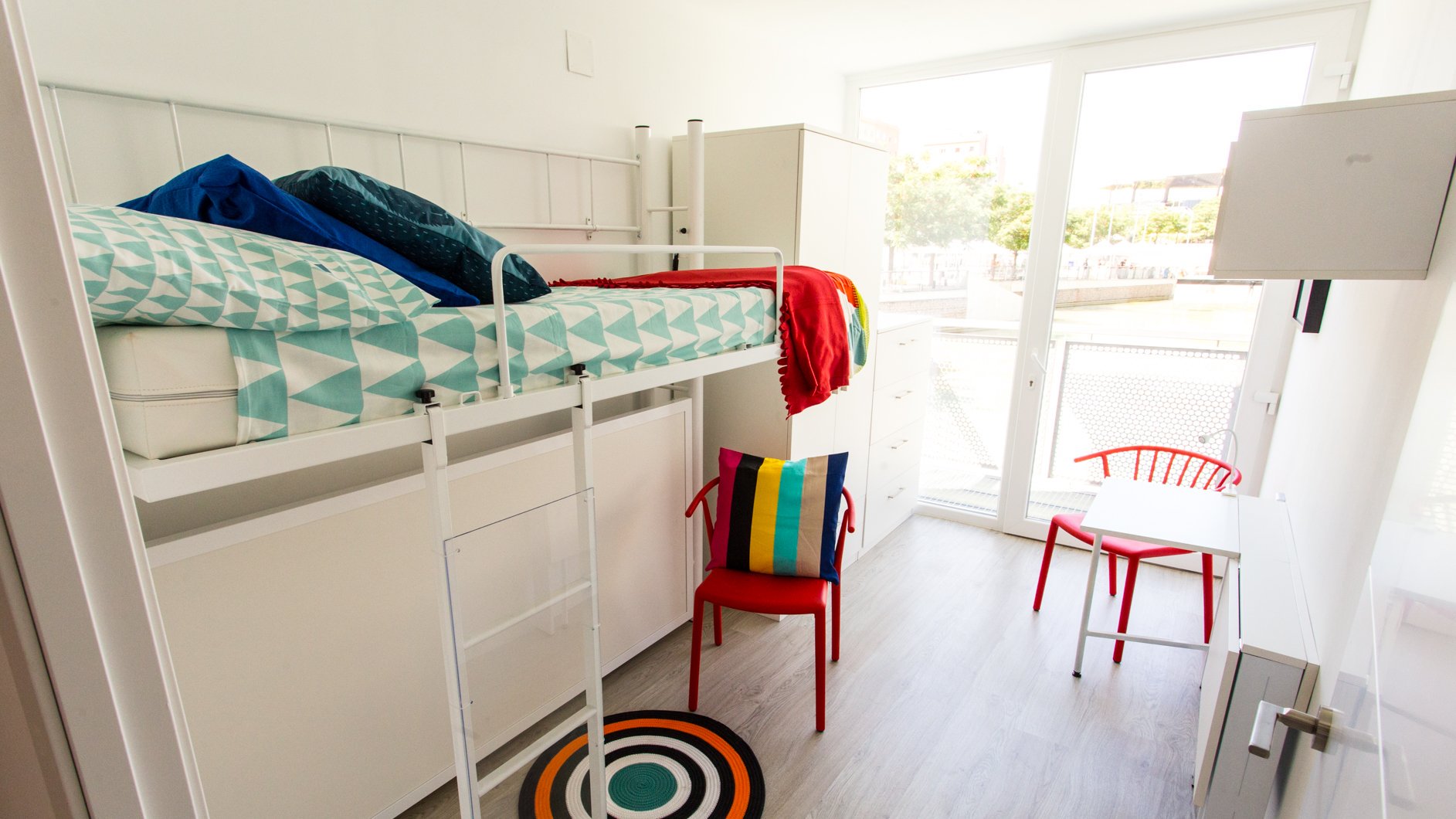 Empieza la instalación de los primeros alojamientos de proximidad ...