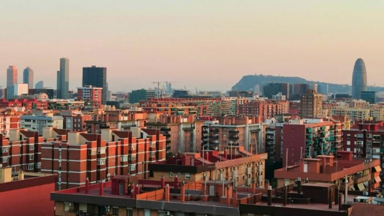 Feminització del nomenclàtor amb quinze figures de dones a l’espai ...